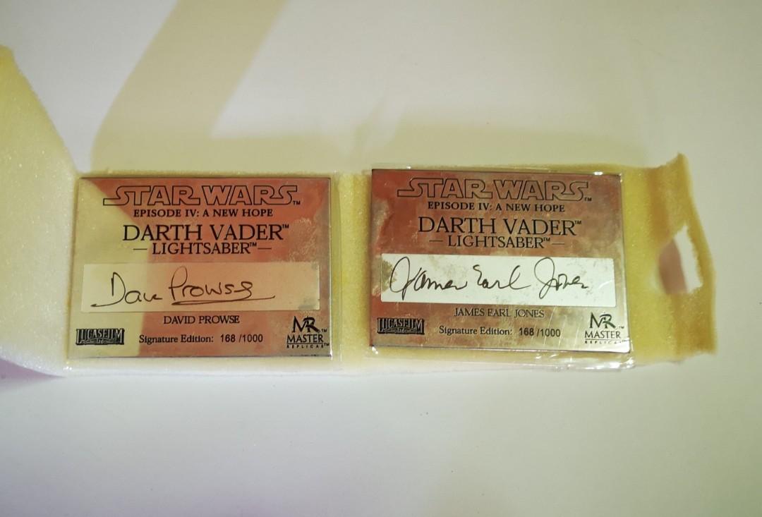 Master Replicas Star Wars collection - Darth Vader signature edition ...