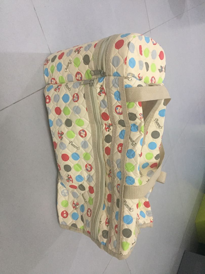 Diapers beg, Babies & Kids, Going Out, Diaper Bags & Wetbags on Carousell