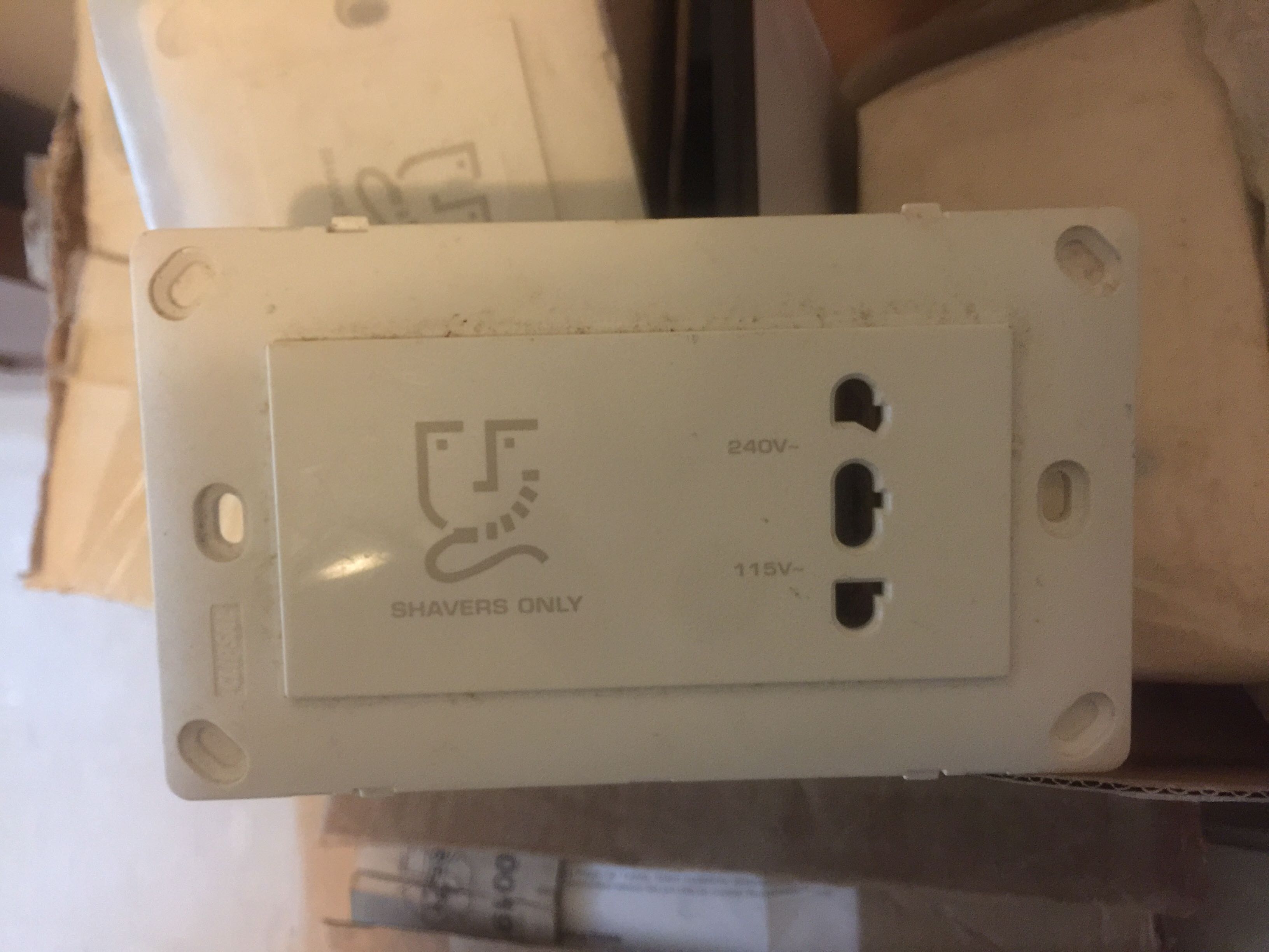 Shaver Socket Electrical Outlet, TV & Home Appliances, Electrical ...