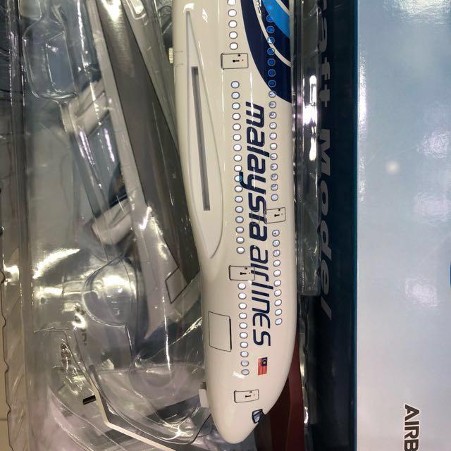 Aeroplane model aircraft led light, Hobbies & Toys, Toys & Games on ...