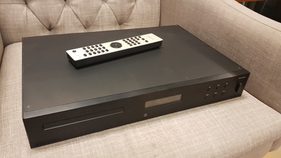 Audiolab 8200cd CD player w remote, Audio, Portable Music Players on ...