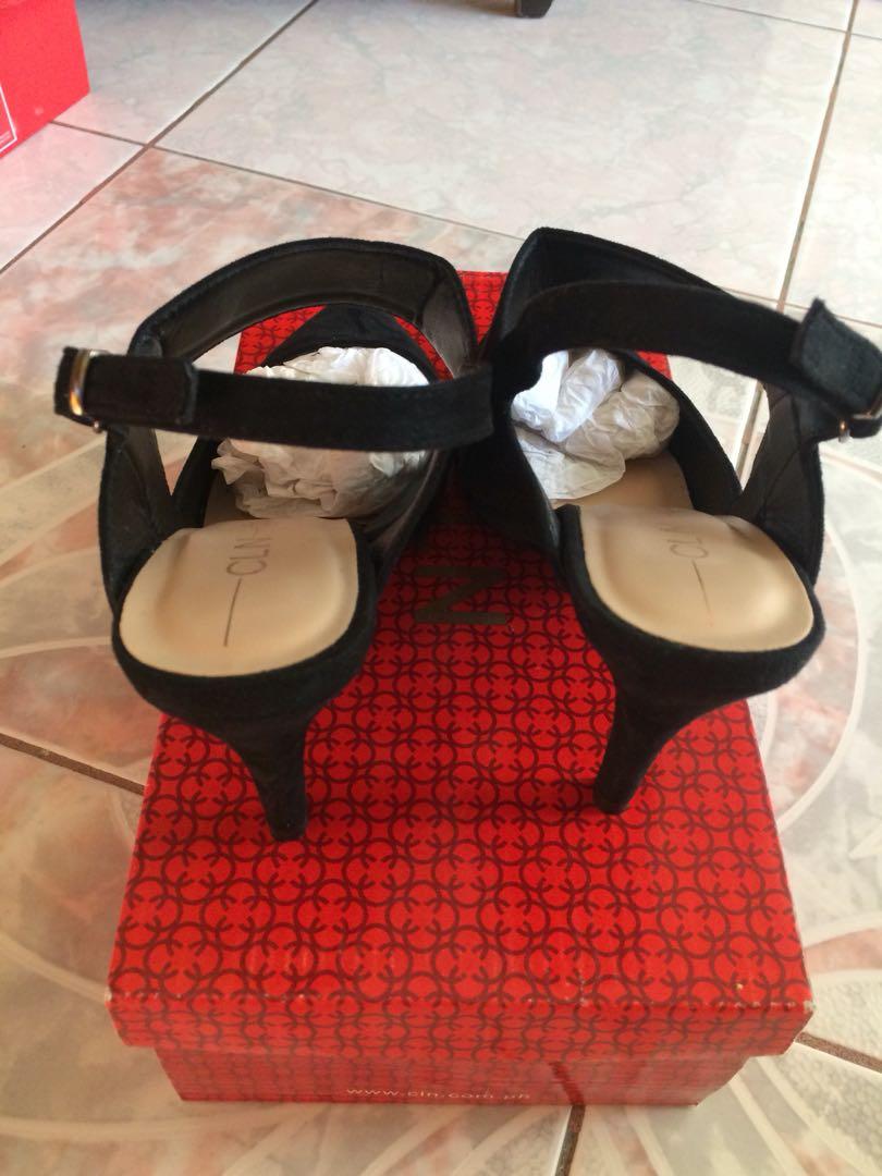 Authentic CLN heels, Women's Fashion, Footwear, Heels on Carousell