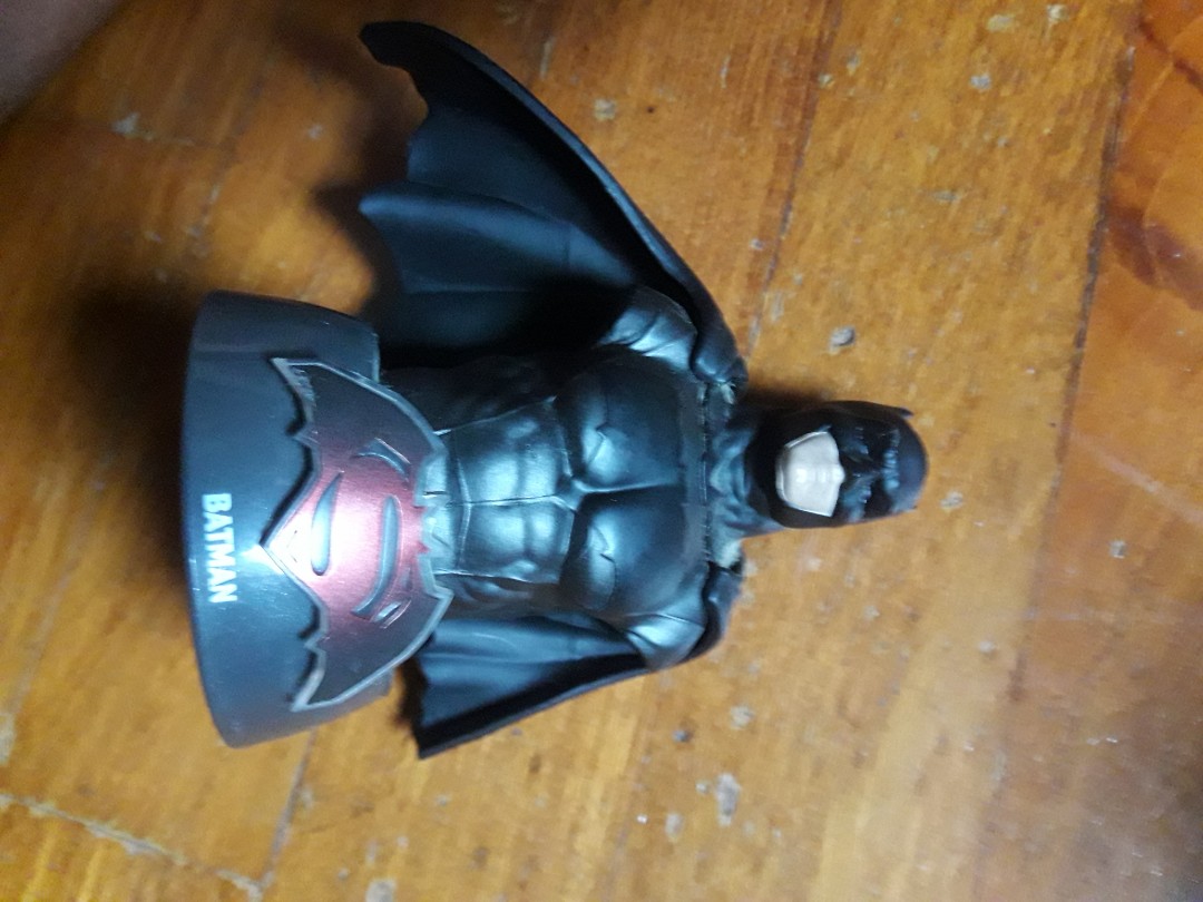 Batman half body figure, Hobbies & Toys, Toys & Games on Carousell