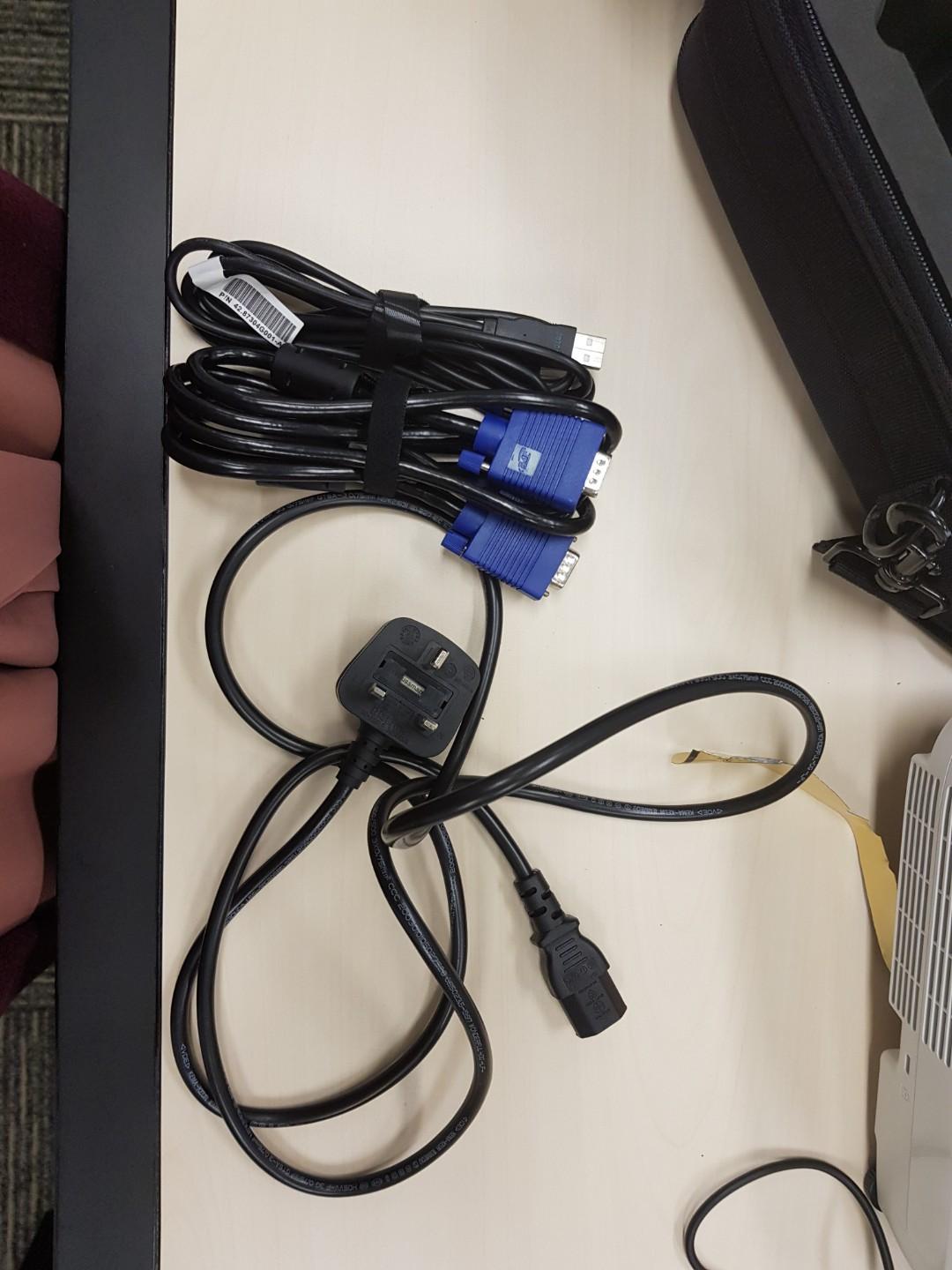 Dell 2400mp projector, TV & Home Appliances, TV & Entertainment ...