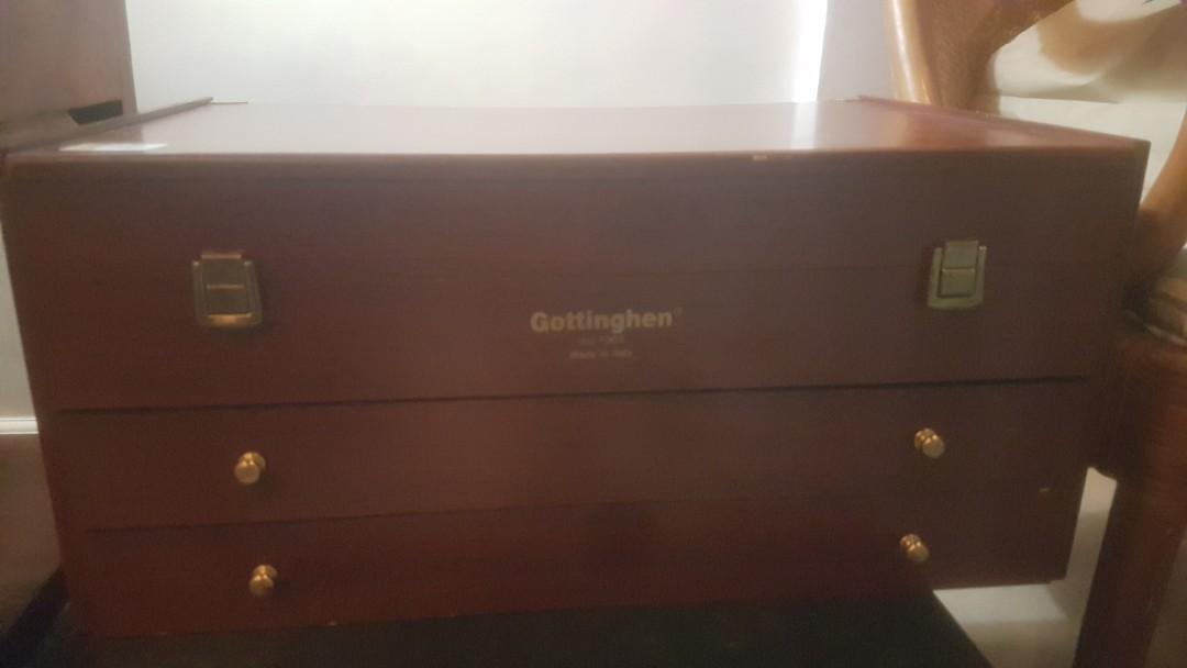 Gottinghen Italian Silverware Set, TV & Home Appliances, Kitchen ...