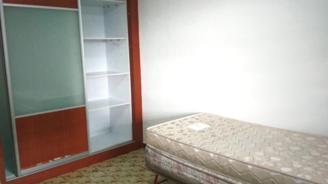 Special Offer!$200 off the first rental! Hdb studio apt near Yio Chu ...