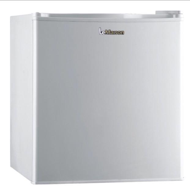 LeMaison 48L Mini Bar Fridge LBF48, TV & Home Appliances, Kitchen ...