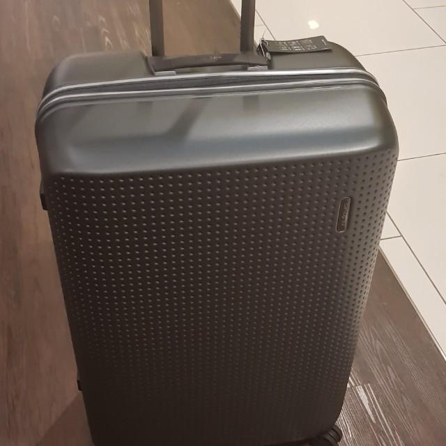 Samsonite PIXELON SPINNER 75/28, Luxury, Accessories on Carousell