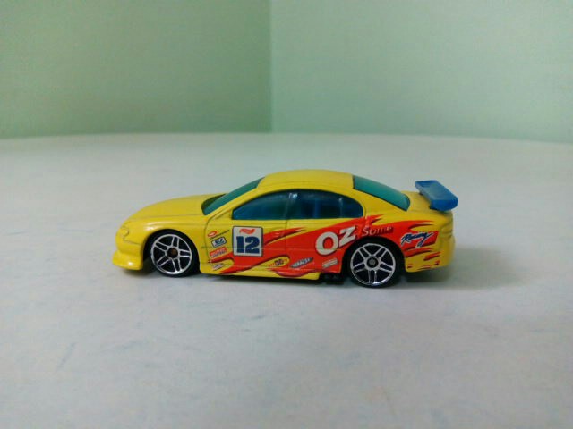 2001 Hotwheels SS Commodore(VT), Hobbies & Toys, Collectibles ...