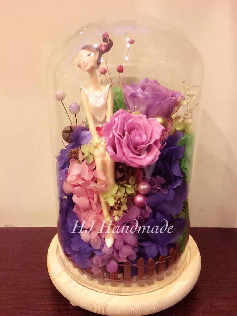 Preserve Flower dome, Hobbies & Toys, Stationery & Craft, Occasions ...