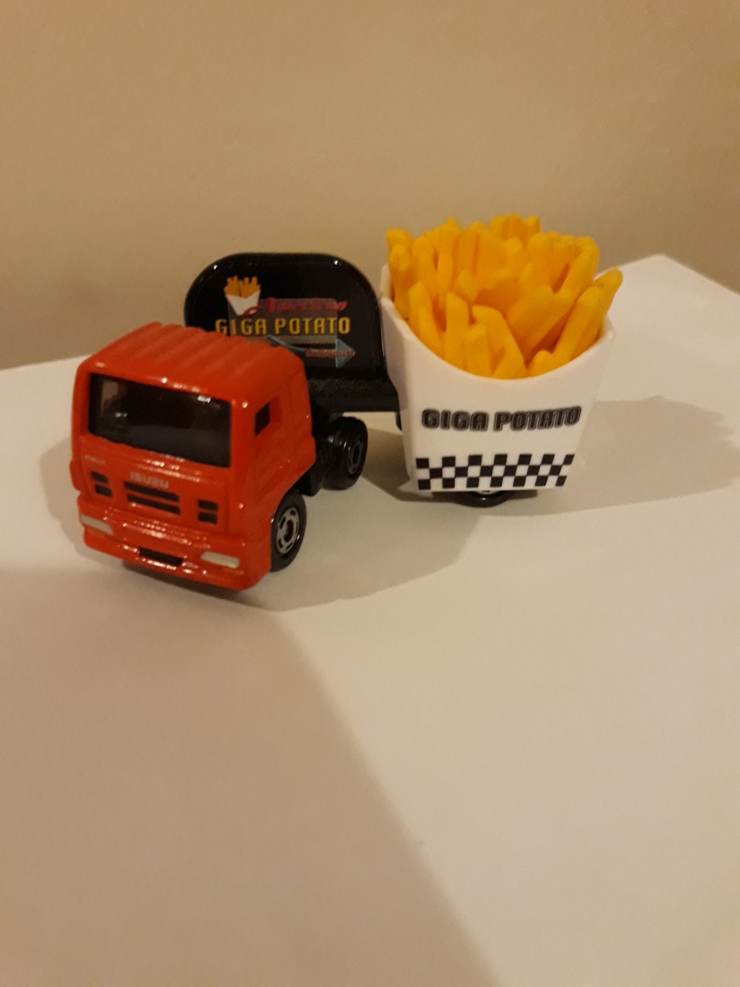 Tomica #55 Isuzu Giga Fried Potato Car, Hobbies & Toys, Toys & Games on ...