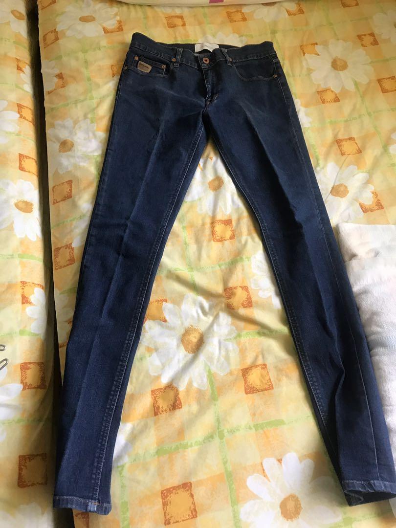 April 77 (Joey lady), Men's Fashion, Bottoms, Jeans on Carousell