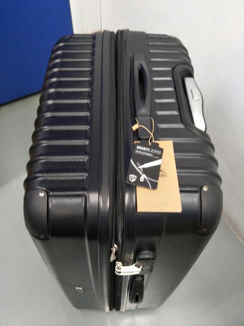Brand New 29inch Slazenger Luggage, Hobbies & Toys, Travel, Luggage on ...
