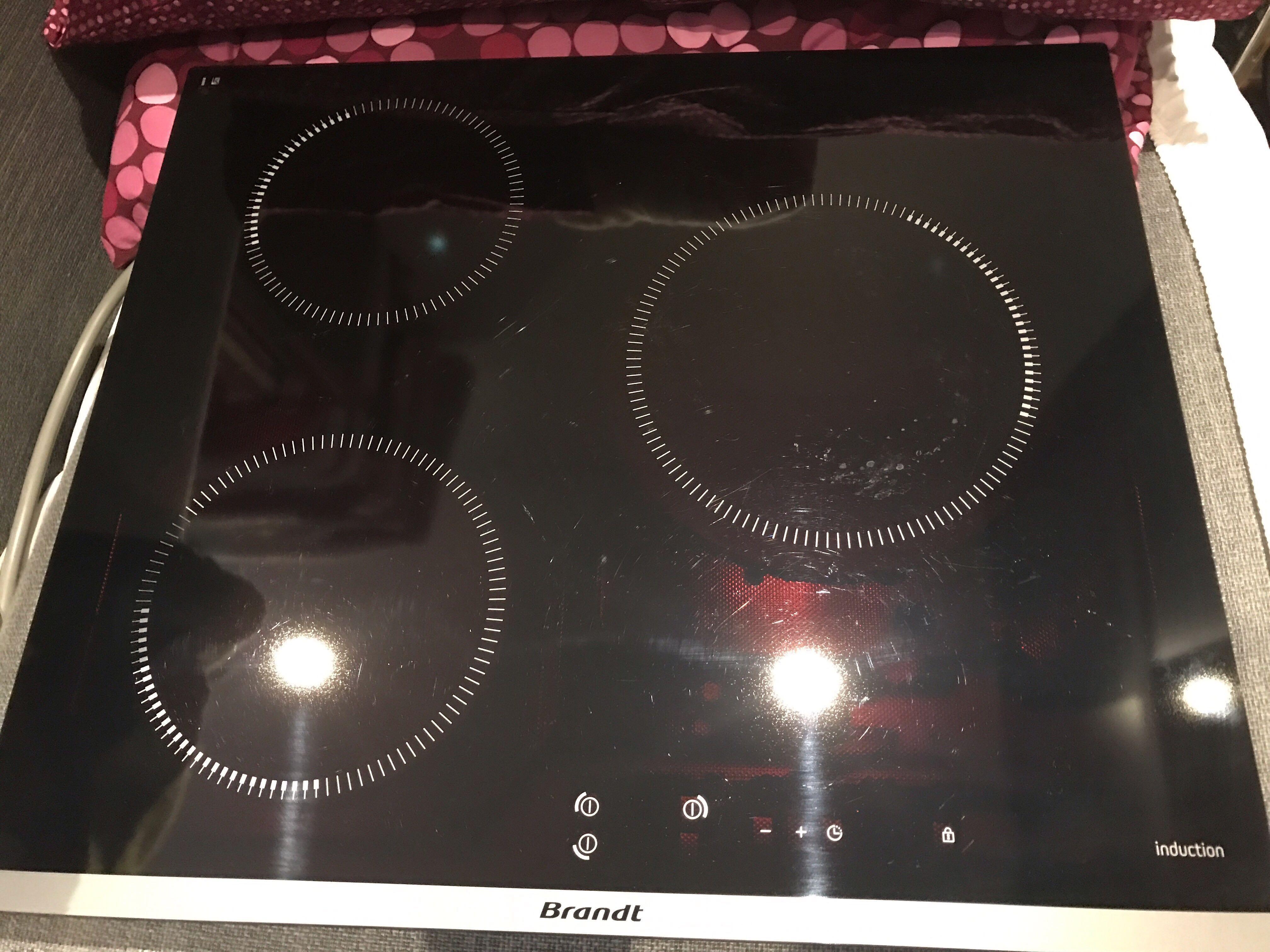 Brandt induction Cooker Hob, TV & Home Appliances, Kitchen Appliances ...