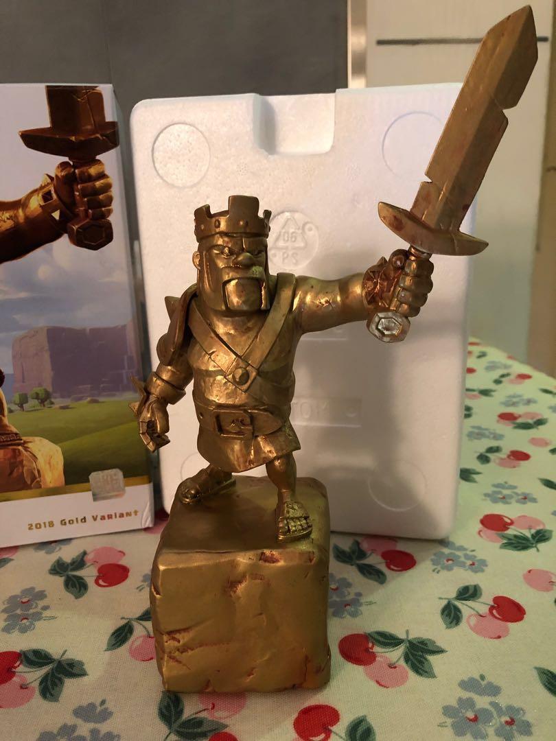 Clash Royale / Clash of Clans King Statue, 興趣及遊戲, 收藏品及紀念品, 明星周邊 - Carousell