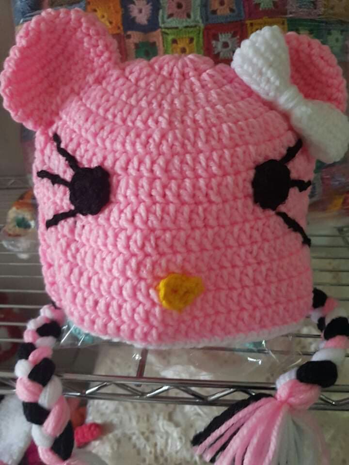 hello kitty bonnet, Babies & Kids, Babies & Kids Fashion on Carousell