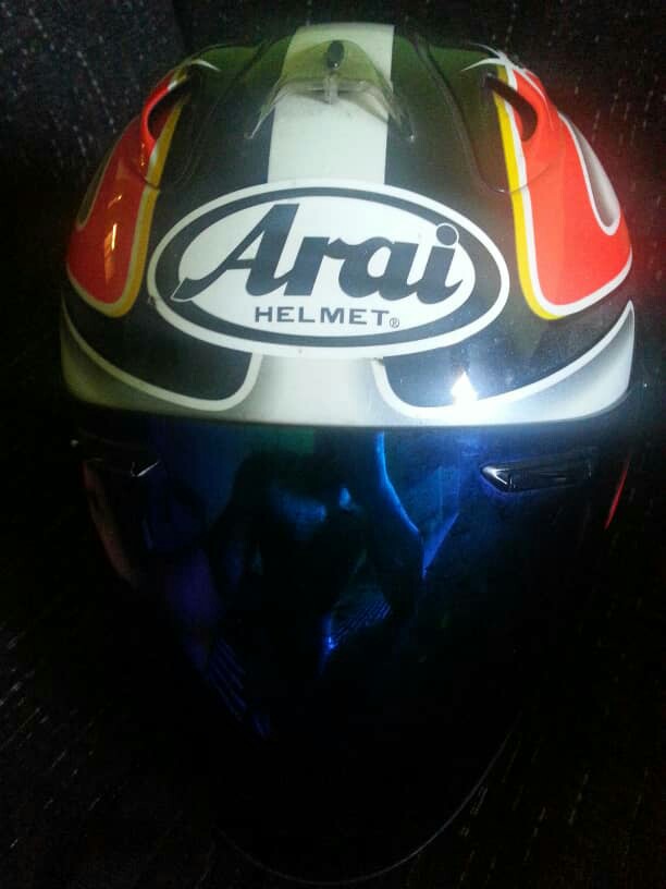 Helmet Arai, Motorbikes on Carousell