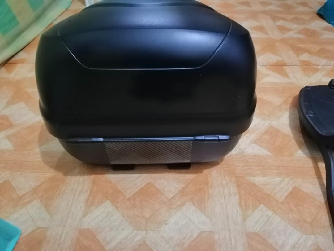 Original Givi box Model E30TN 30 liters, Car Parts & Accessories on Carousell