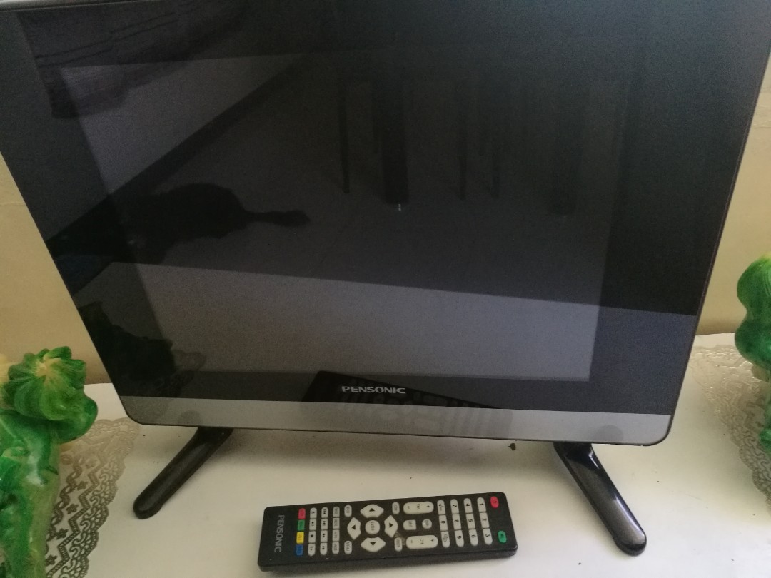 Pensonic 14inches LED, TV & Home Appliances, TV & Entertainment, TV on ...