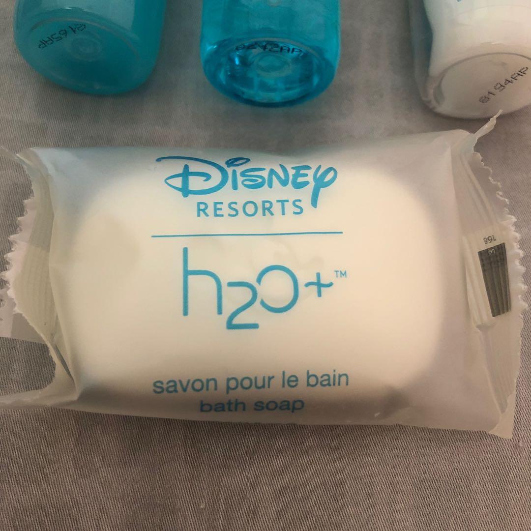Disney Resort Shower Set Shampoo Shower Gel Conditioner And Bath Soup