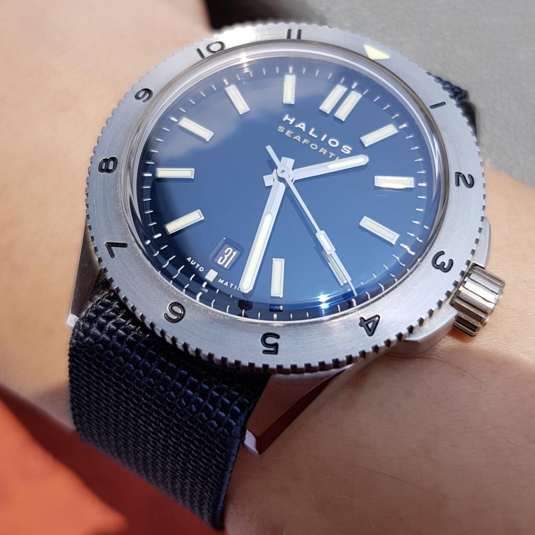 Halios Seaforth Abyss Blue 12 Hr bezel Series II, Mobile Phones ...