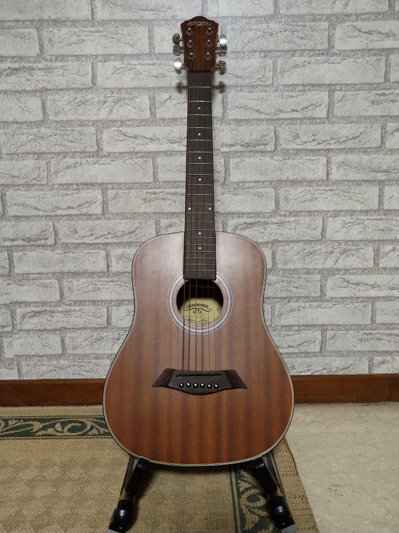 Caravan Music Acoustic Guitar, Hobbies & Toys, Music & Media, Musical ...
