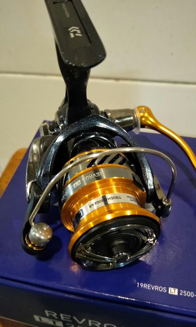 Daiwa REVROS LT 2500 XH, Sports Equipment, Fishing on Carousell