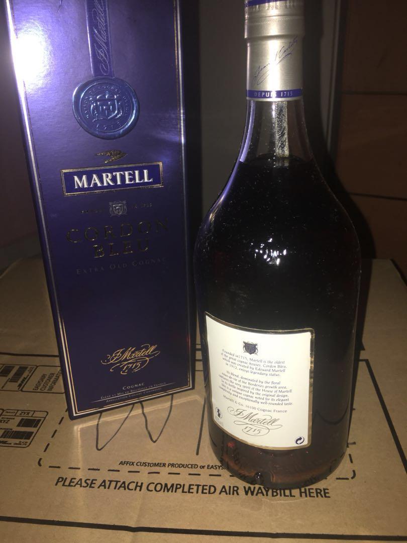 Martell Gordon bleu 1 Litre liquor, Food & Drinks, Alcoholic Beverages ...