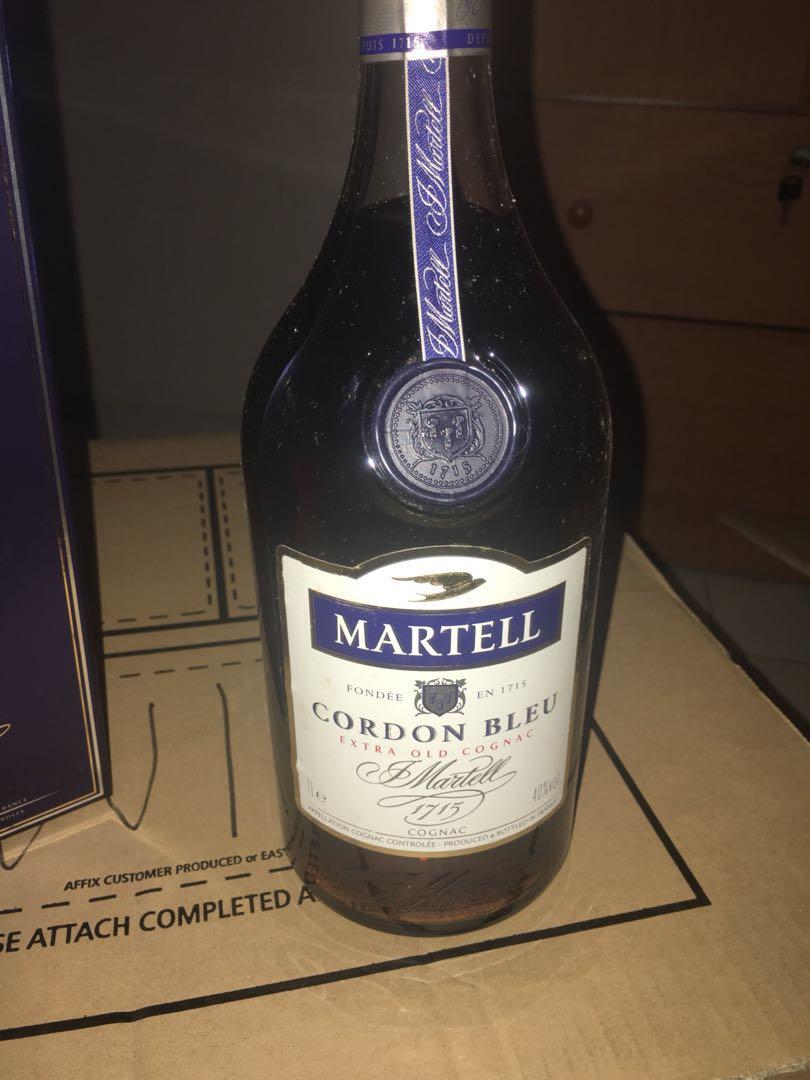 Martell Gordon bleu 1 Litre liquor, Food & Drinks, Alcoholic Beverages ...