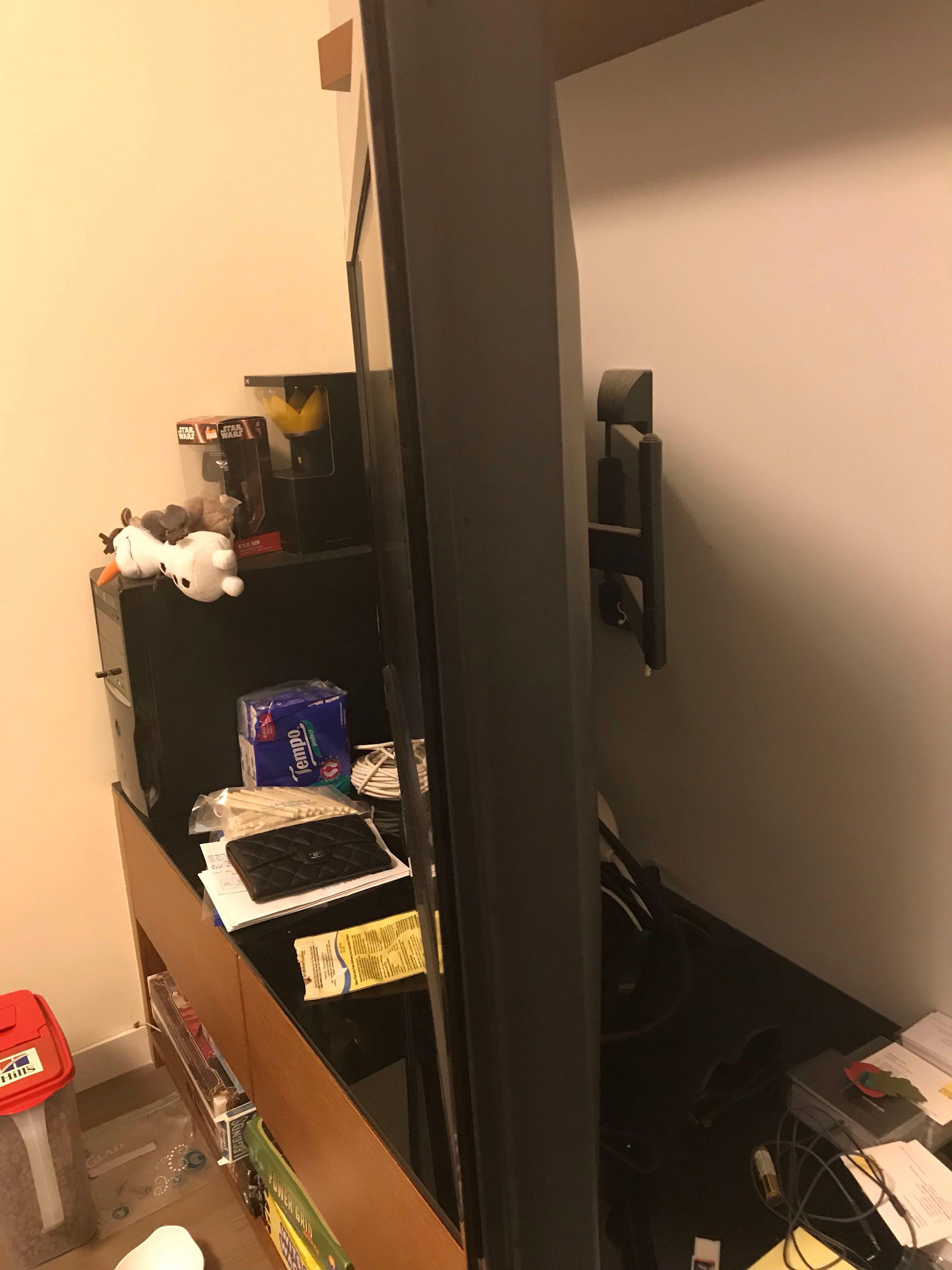 Philips 47 inch TV, 家庭電器, 電視 & 其他娛樂, 電視 - Carousell