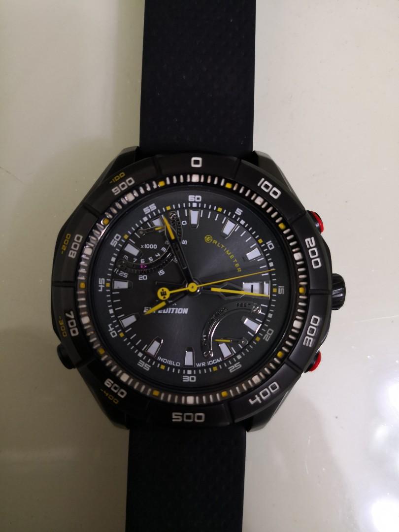 Solid Altimeter Timex watch, Men's Fashion, Watches on Carousell