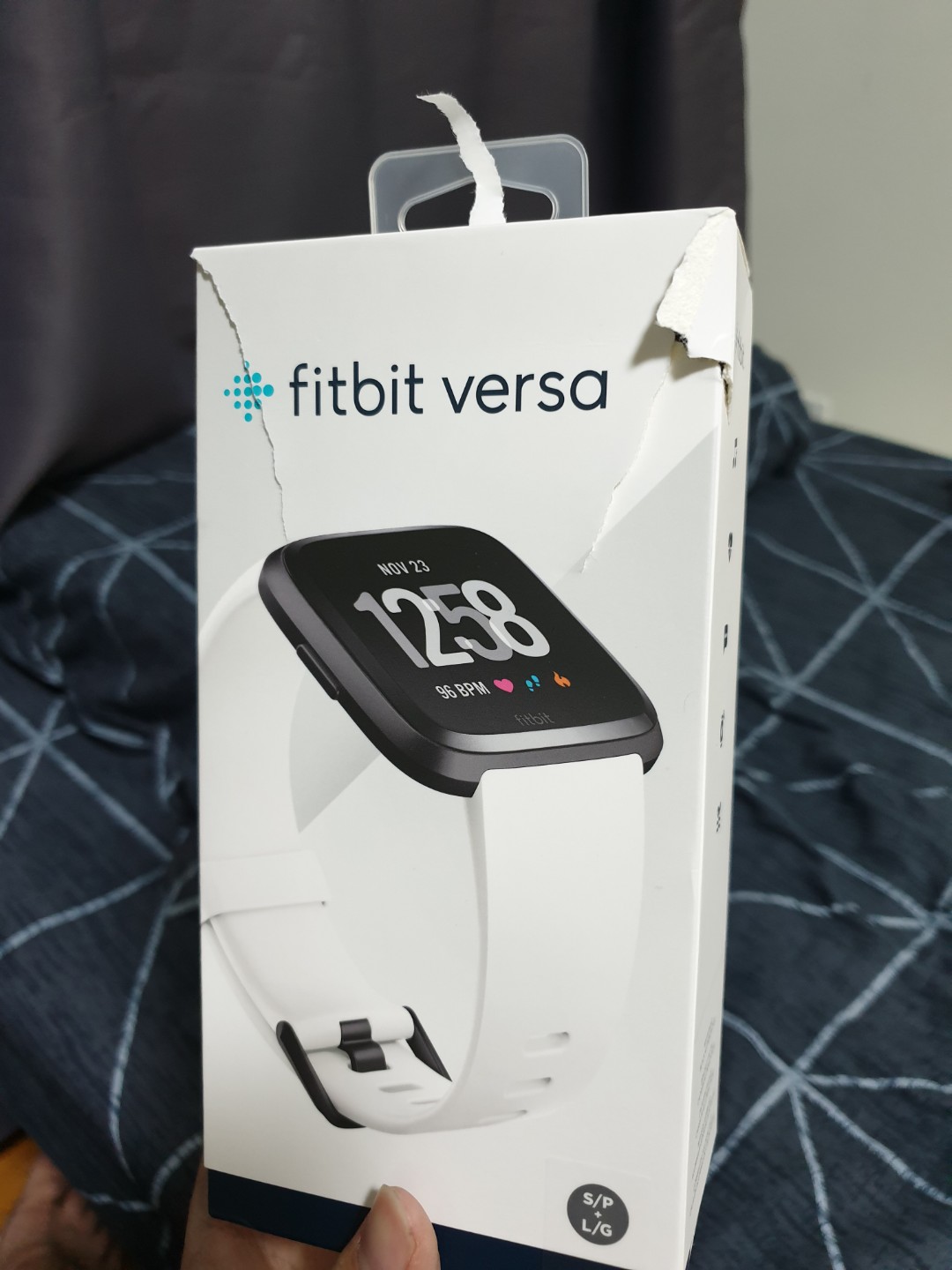 FITBIT VERSA, Mobile Phones & Gadgets, Wearables & Smart Watches on ...