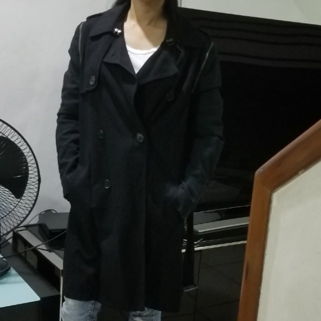 gf ferre trench coat blazer long black with removable sleeves, Women's Fashion, Coats, Jackets ...