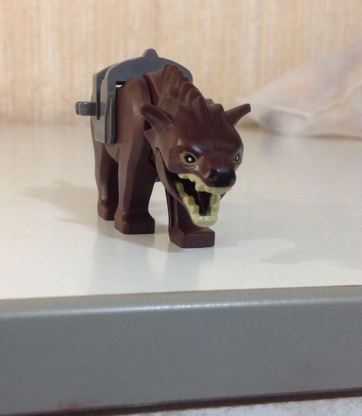 Lego Brown Warg 79012 樂高 棕座狼, 書籍、休閒與玩具, 玩具、公仔、桌遊在旋轉拍賣