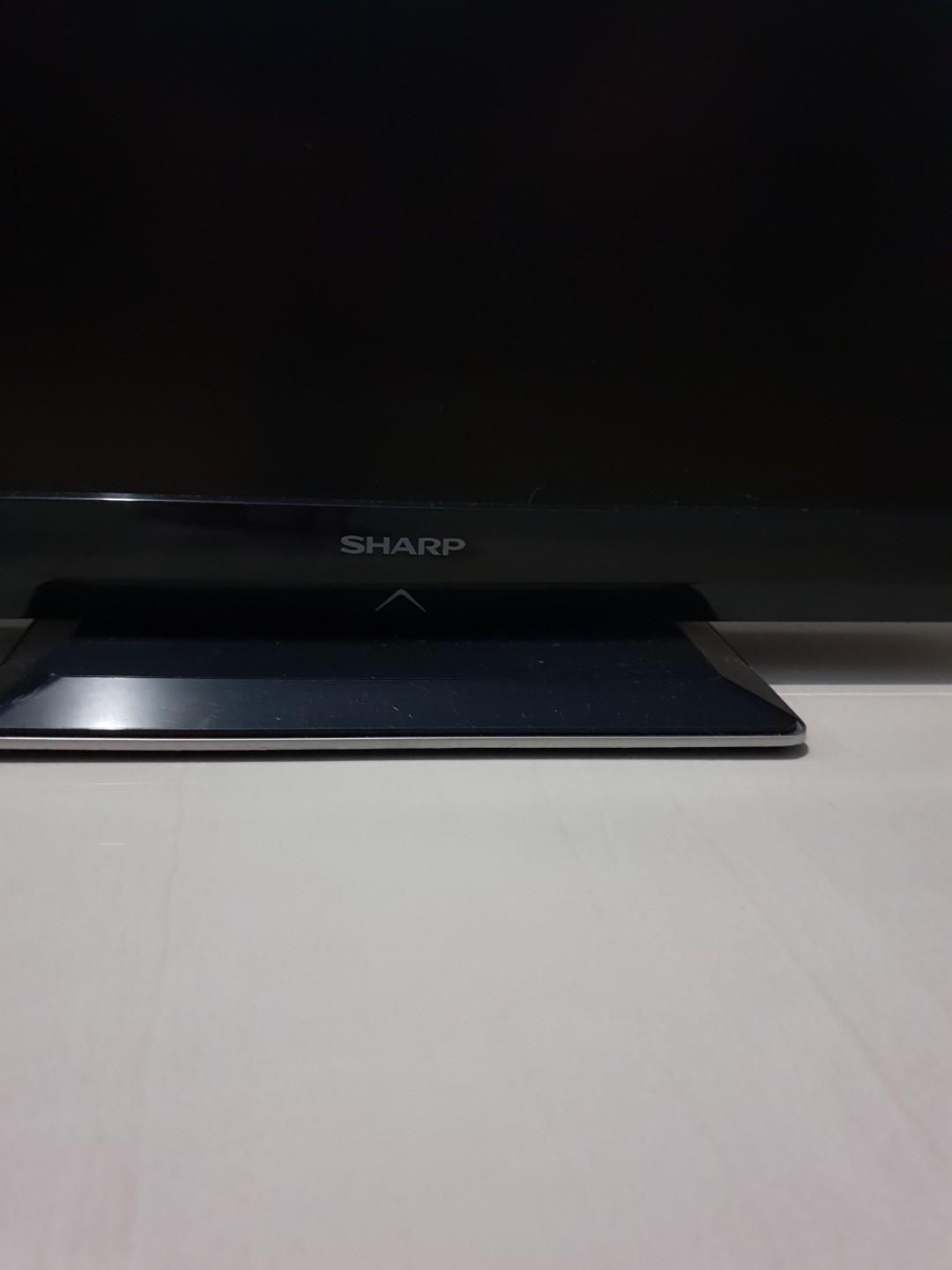 Sharp 24" LCD Colour TV, Model: LC-24DC50M, TV & Home Appliances, TV ...