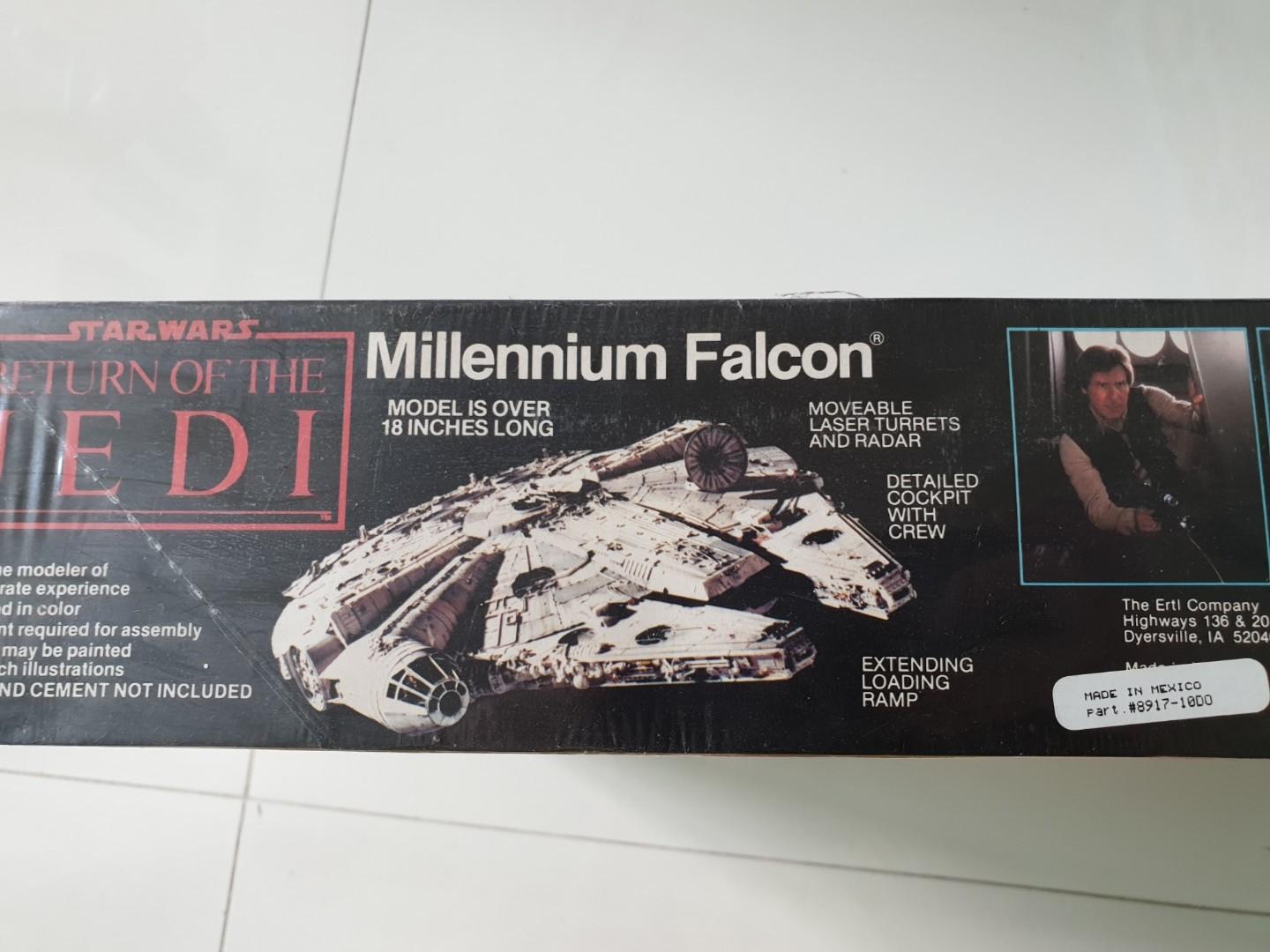Super rare store exclusive. Star Wars Millennium Falcon model kit ...