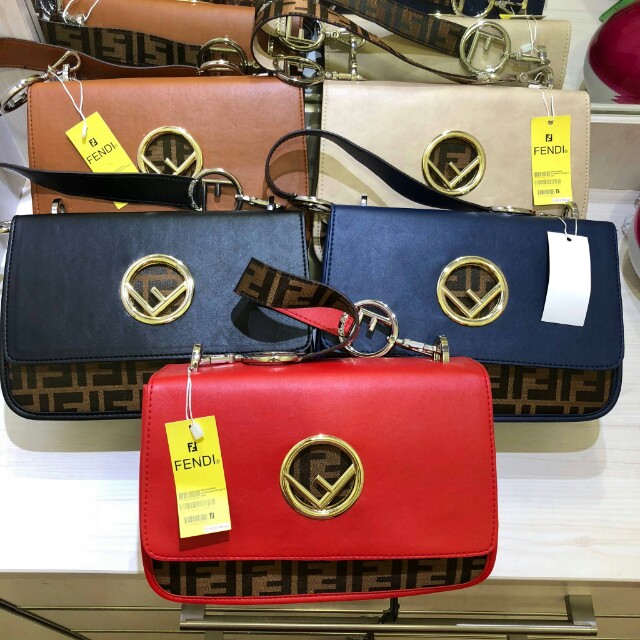 Tas Fendi Amari, Olshop Fashion, Olshop Wanita di Carousell