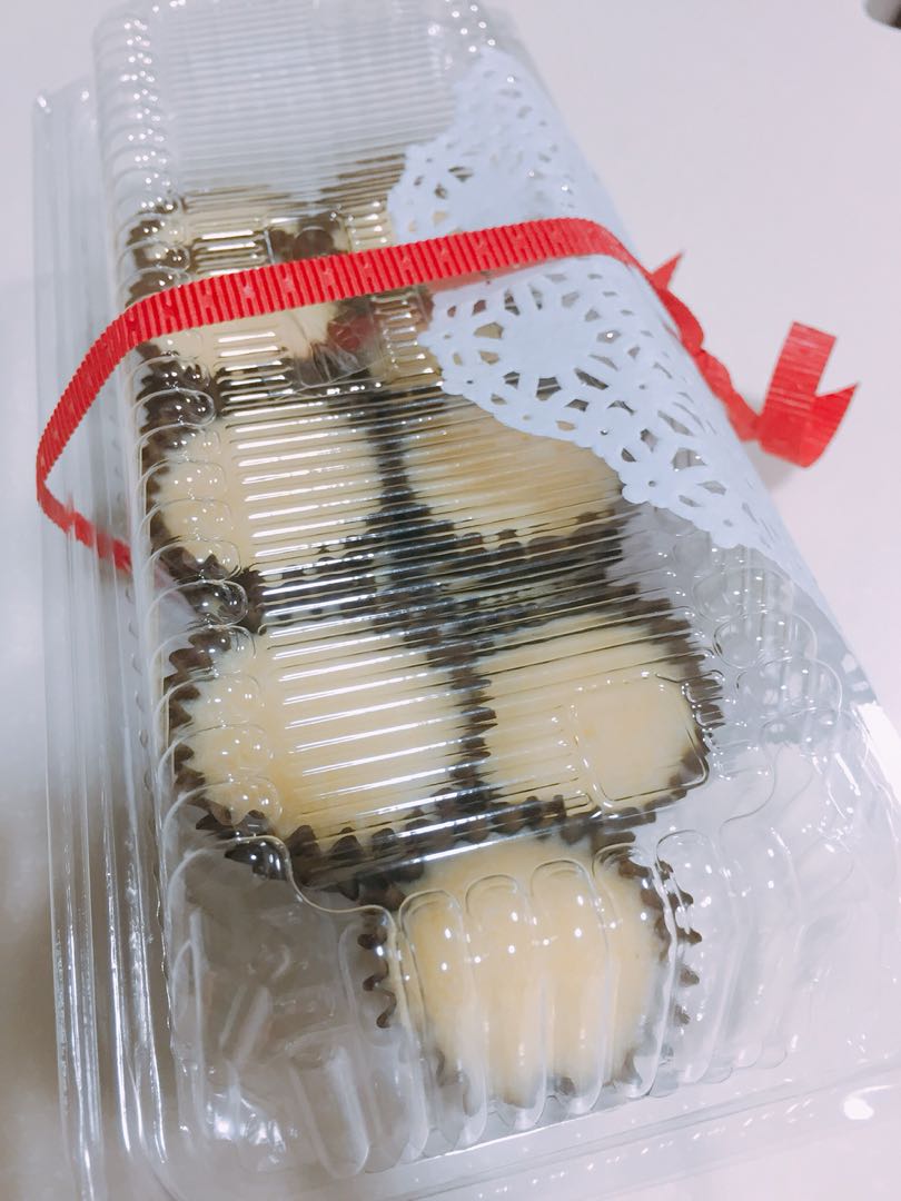 Custaroons/Lecheroons, Food & Drinks, Packaged & Instant Food on Carousell