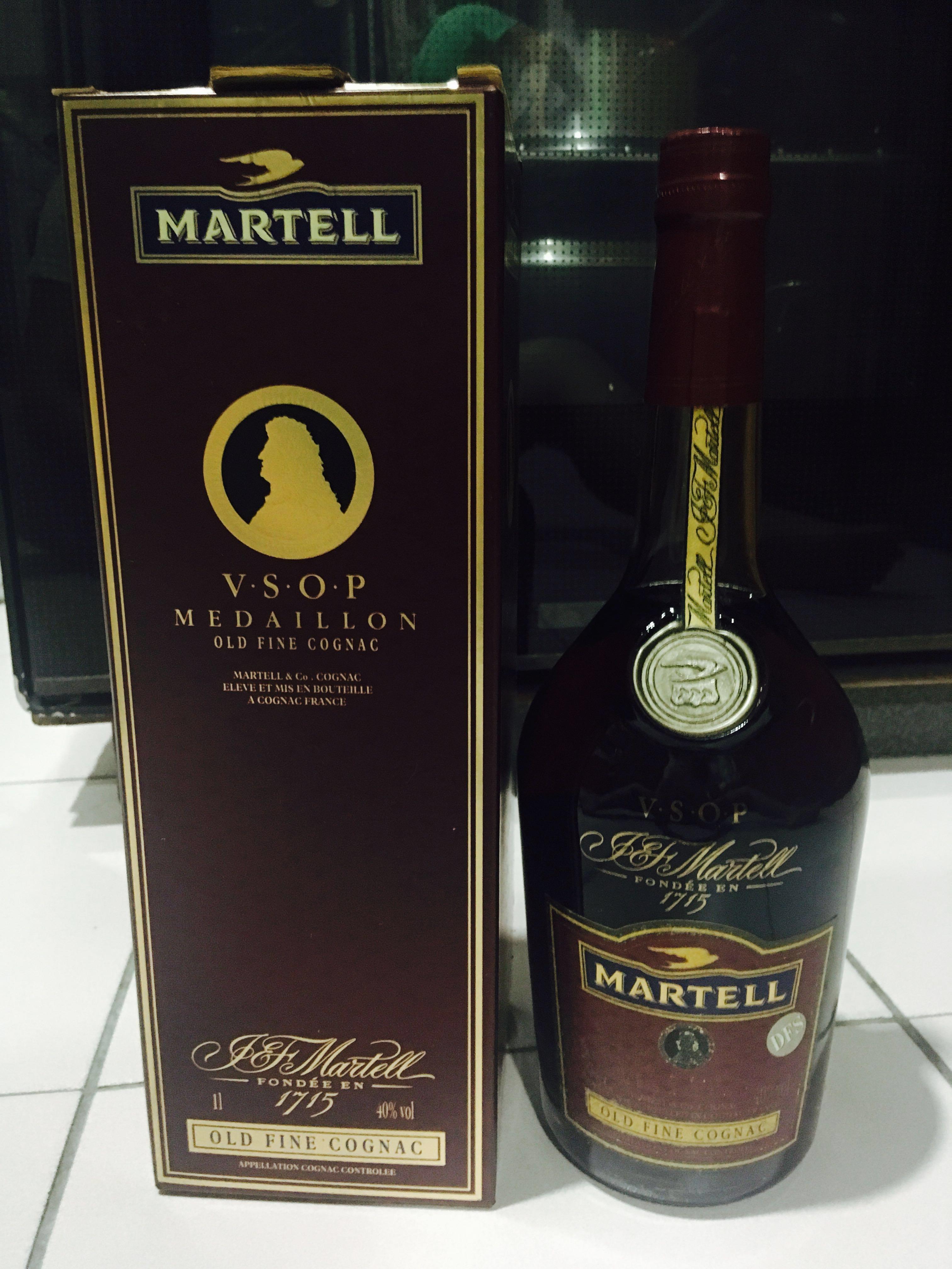 Martell VSOP Medallion old fine cognac 1715, Food & Drinks, Alcoholic ...