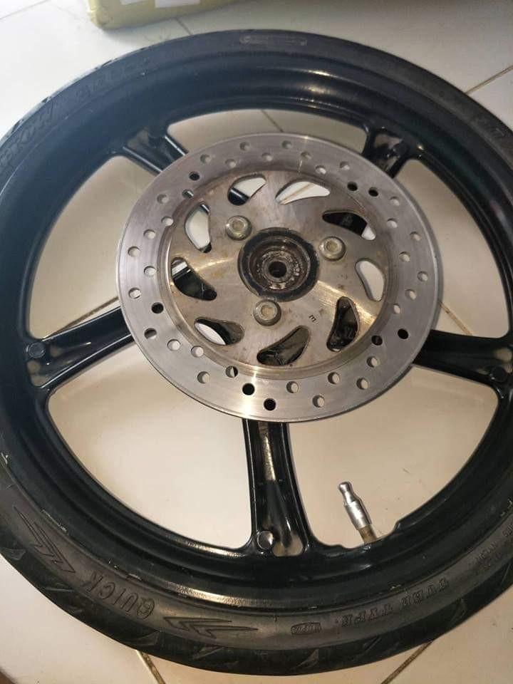 Mio i 125 mags wheels original, Motorbikes on Carousell