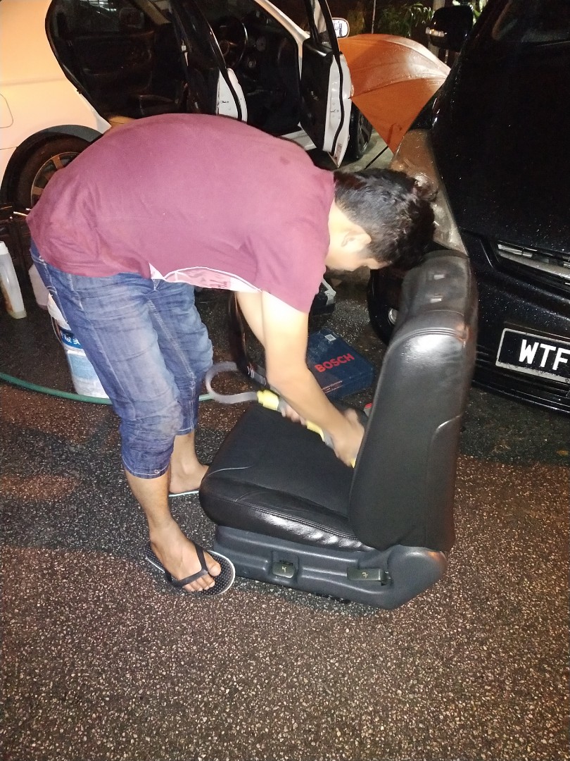 Kami pakar dalam servis pembersihan seat/kusyen/carpet/ kenderaan anda.., Services, Others on ...