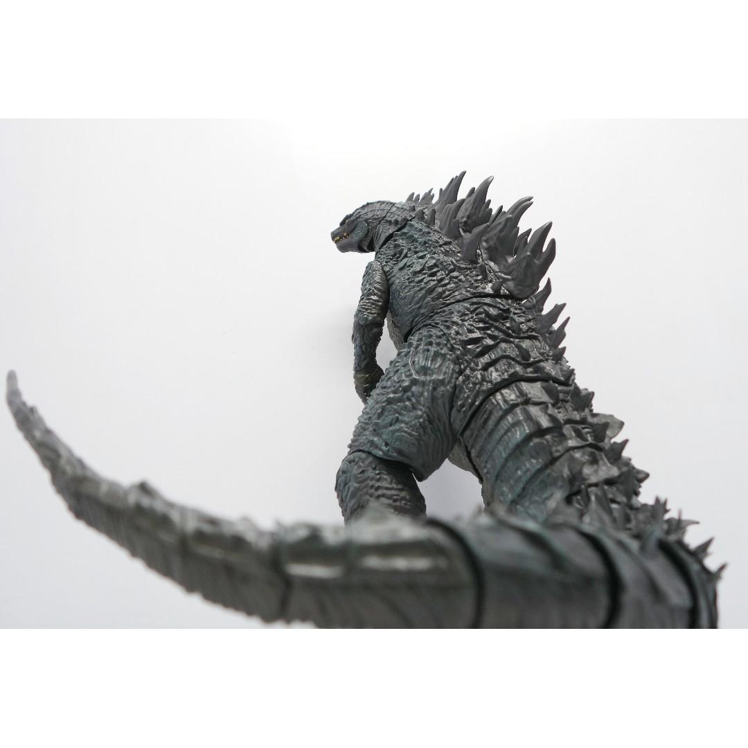 Neca 24inch Head to Tail Super Pose-able Godzilla Figure!, Hobbies ...