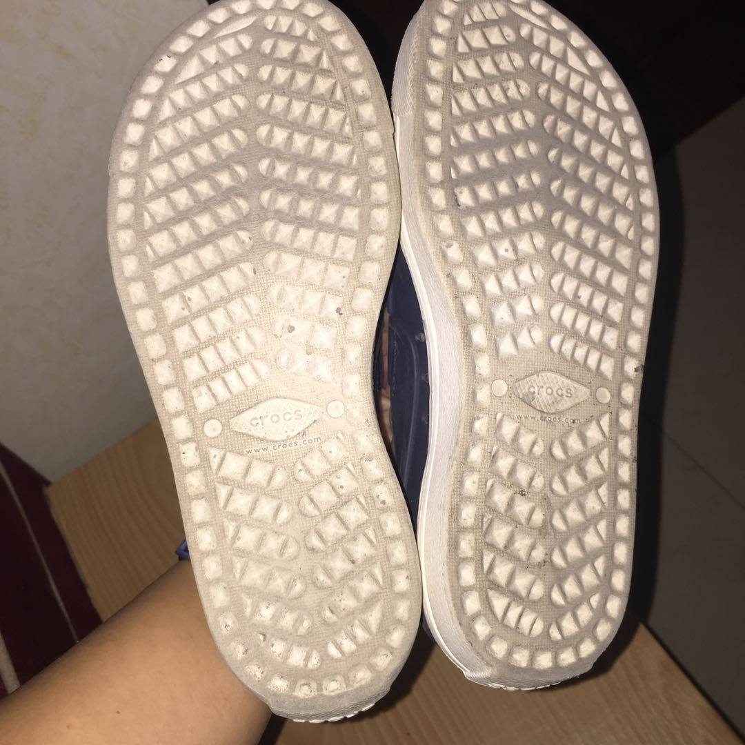 Original Crocs Iconic Shoes, Women's Fashion, Footwear, Sneakers on ...