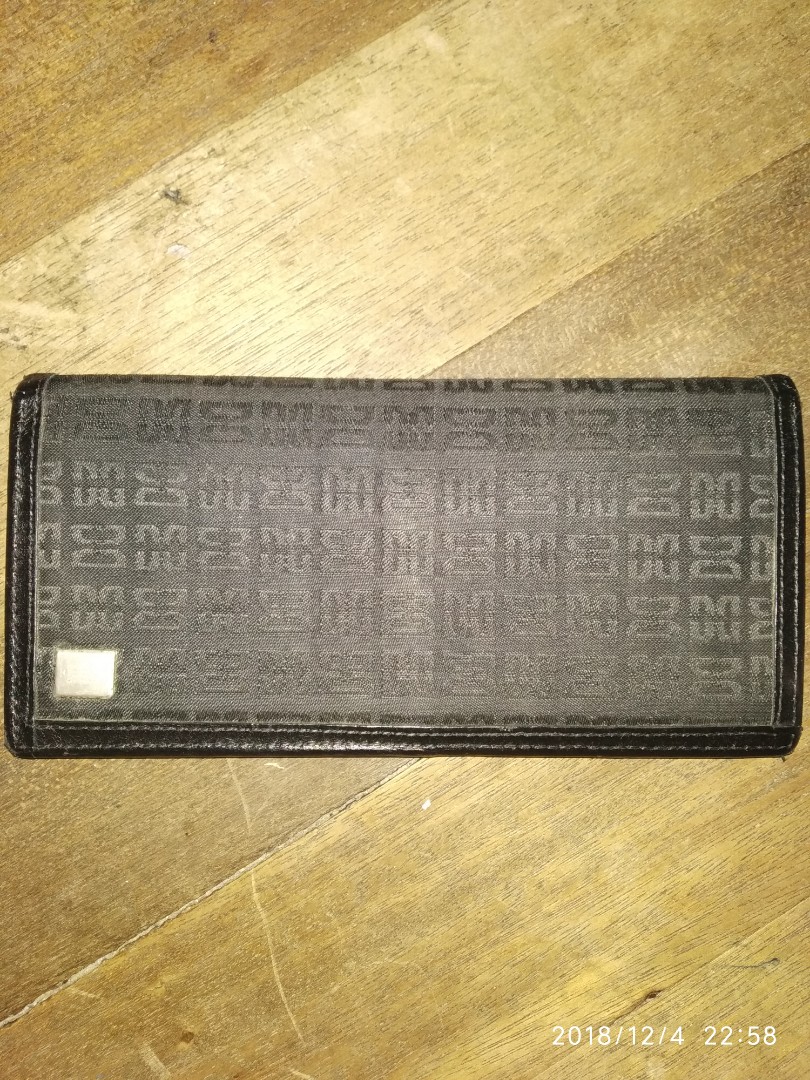 Daks bi fold long wallet, Women's Fashion, Bags & Wallets, Wallets ...