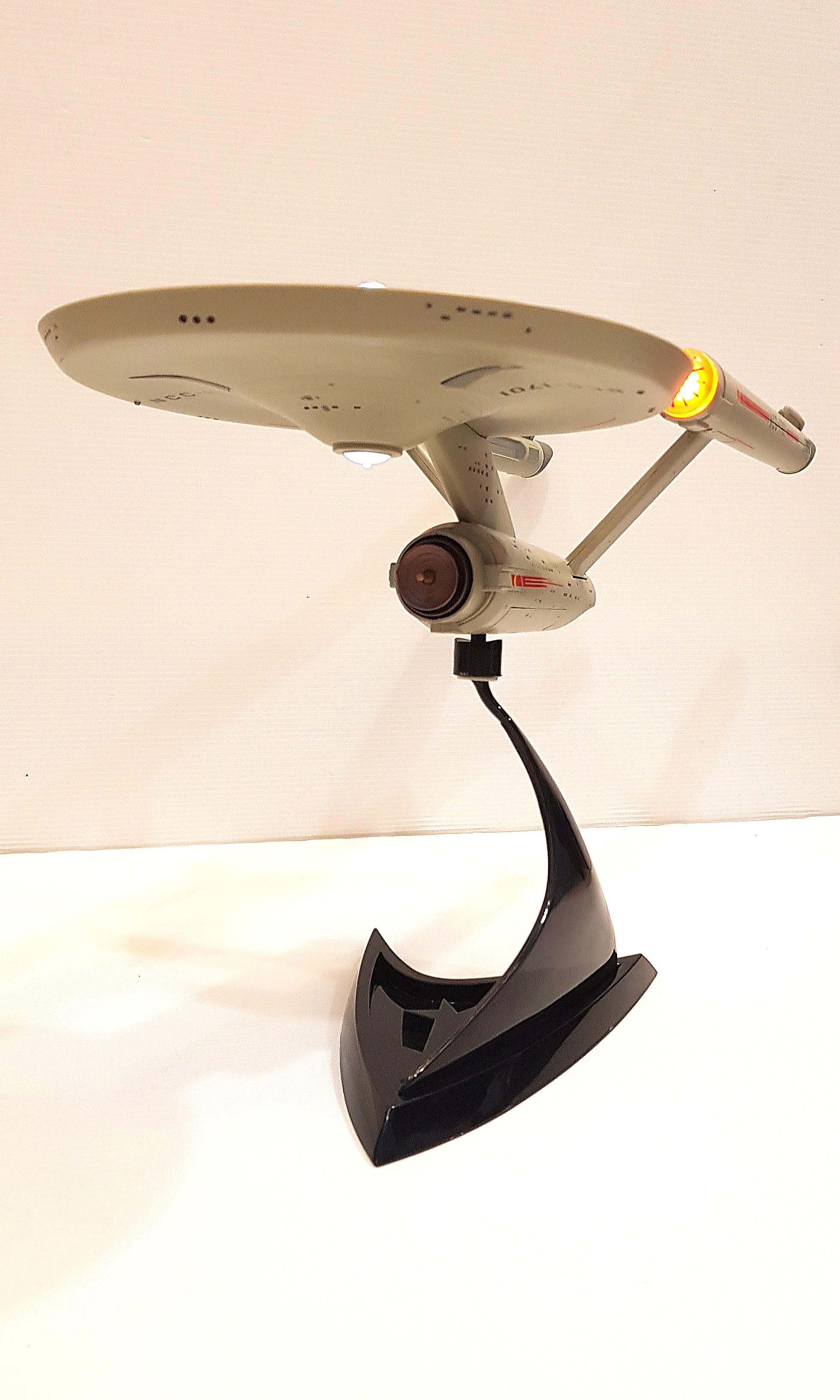 Diamond Select Toys Stars Trek USS Enterprise NCC-1701 (HD version ...