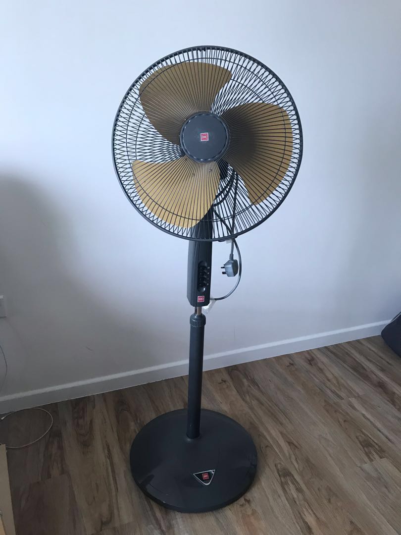KDK Stand Fan P40US gold, Furniture & Home Living, Lighting & Fans ...
