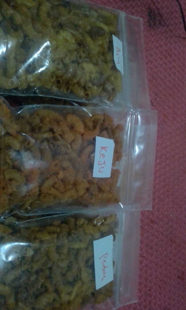 Macaroni hazard ada rasa keju, pedas dan asin, Barang Yang Dicari di ...
