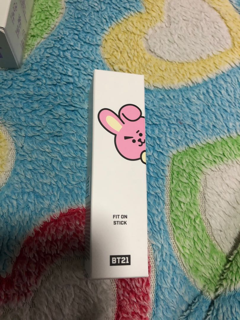 VT Cosmetics x BT21 Fit on Stick Highlightee, Beauty & Personal Care ...