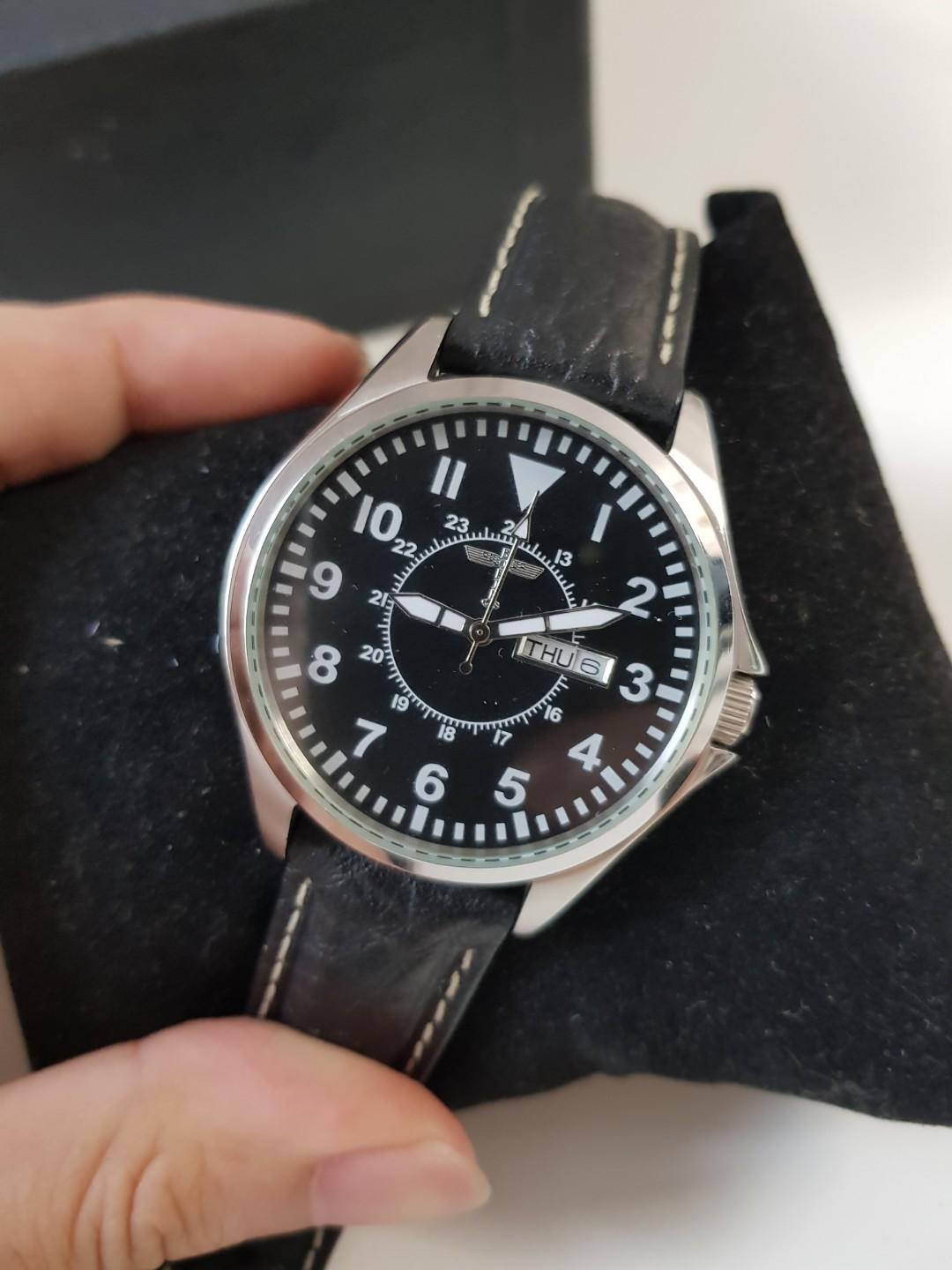 Boeing pilots daydate watch, Men's Fashion, Watches & Accessories ...