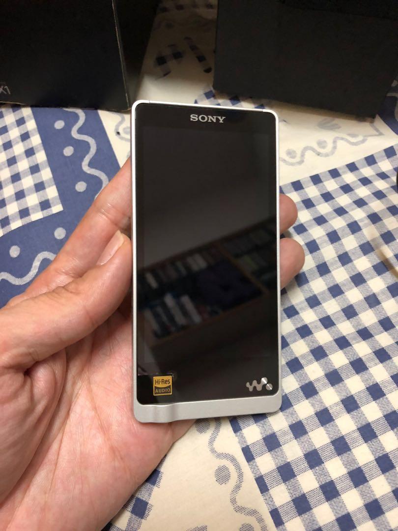 Sony Walkman NWZ-ZX1 player Hi-Res Audio, 音響器材, 可攜式音響設備 - Carousell